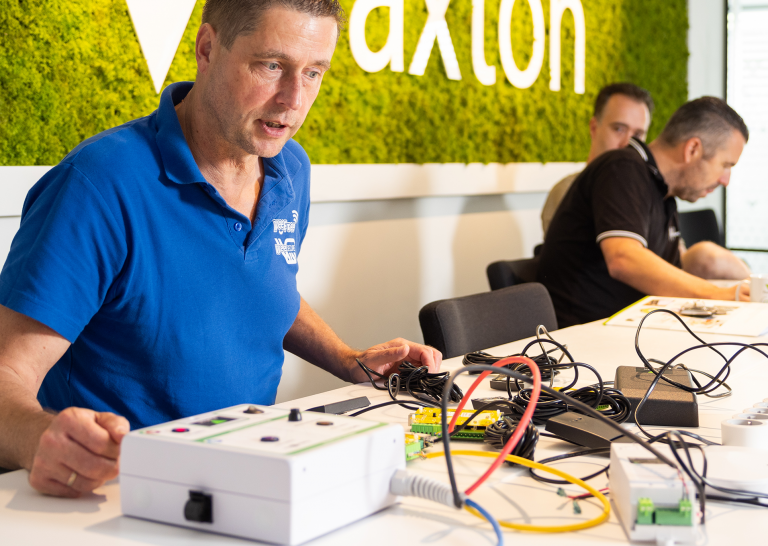 Net2|Pro Training | Paxton